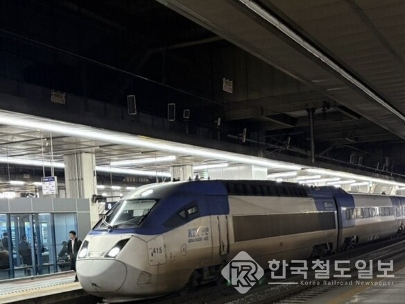 KTX, 21년간 11억4000만 싣고 지구 1만7000바퀴 돌았다...